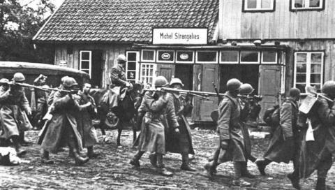 'The Red Army Is Not Ideal': Soviet Soldiers’ Violence Against ...